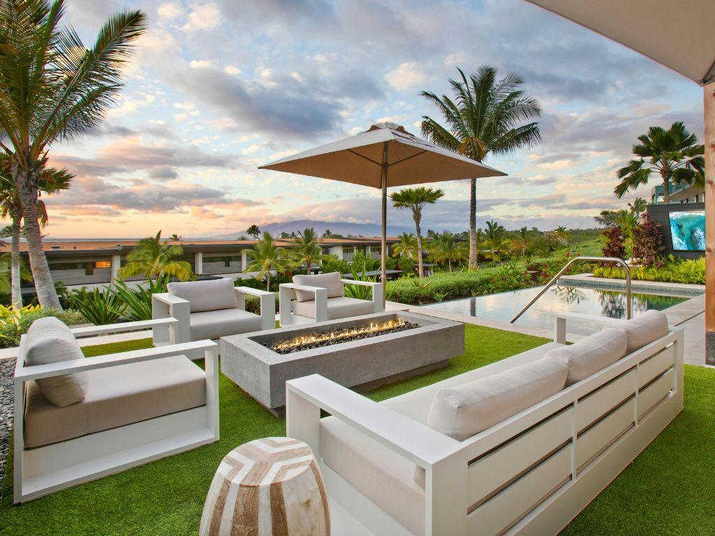 Contemporary Landscape Design for High-End Homes | Green Slate Design